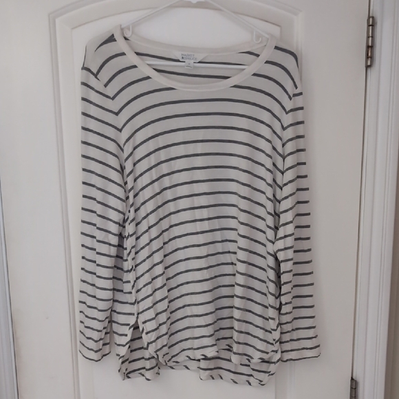 Market & Spruce | Tops | Market Spruce Black And White Striped Long ...